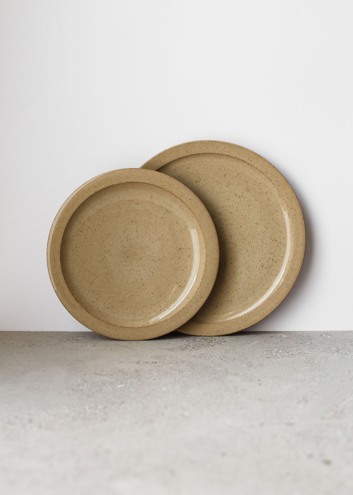 Buff rim plate | San San Ceramics