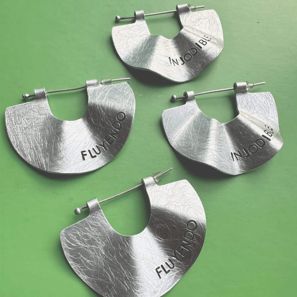 CUSTOM WAVY HALF MOON / Afrolunatika