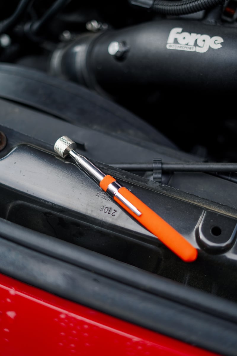 Portable Extendable Magnetic Bolt Tool | Ricer Boyz