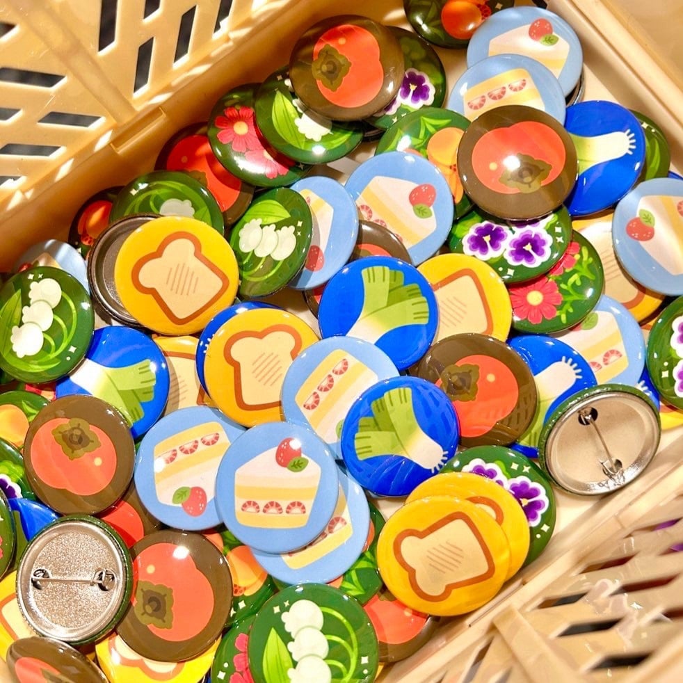 Silly Button Pins! | Lucky Soupe by Audrey