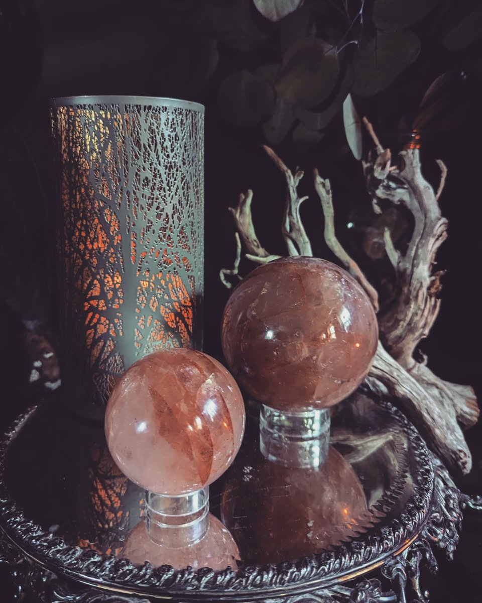 Red Healer Quartz | Dark North