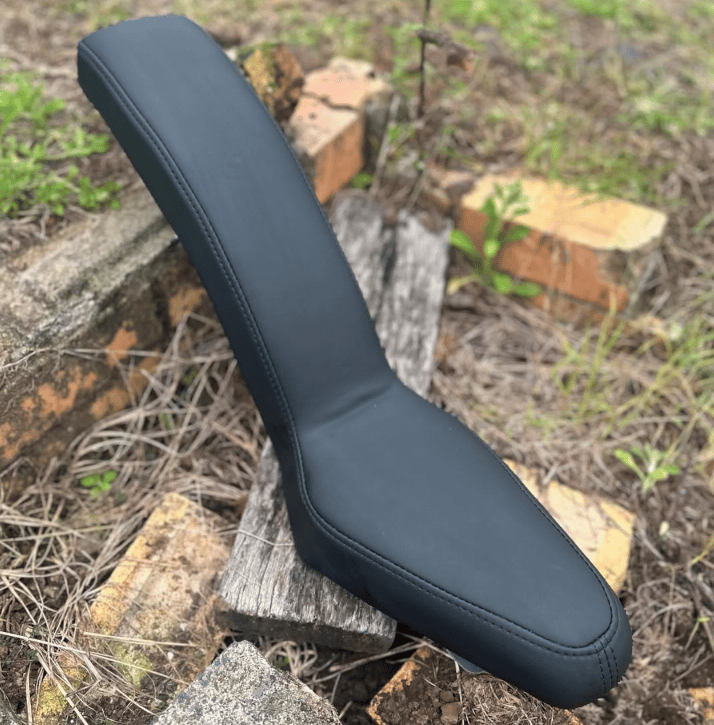 TAIPAN SEAT CO SMOOTH BLACK SEAT | Chopper Dreams