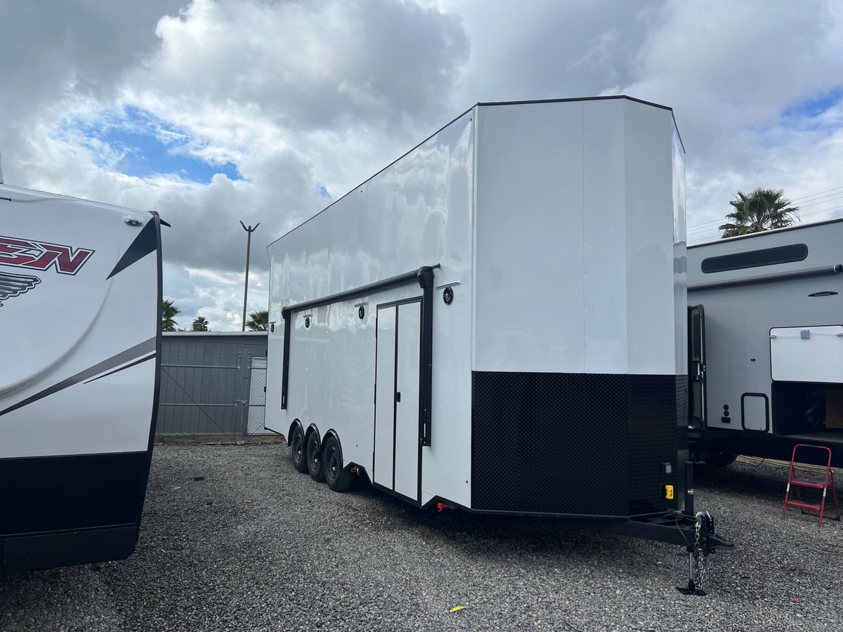 26'X106" Stacker | King Race Trailers