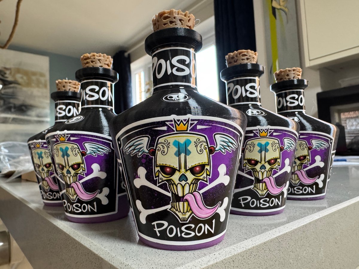 Poison Bottle. | SP:Zero and After the Robot Apocalypse.