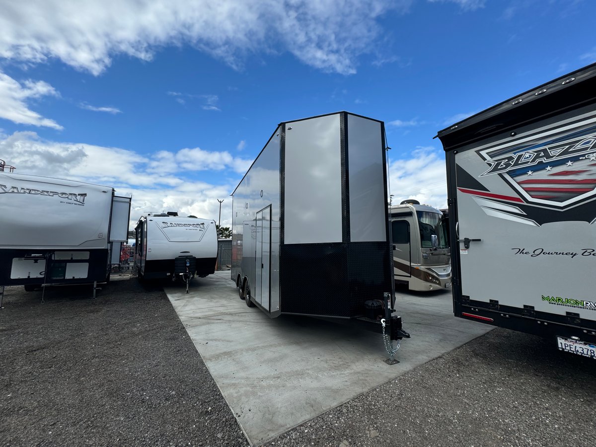 22’x106”x13.5’ | King Race Trailers