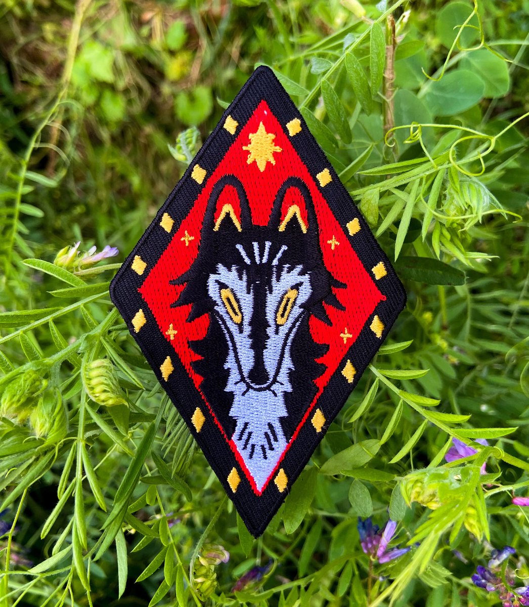 Diamond Wolf Patch | Mothsprout Art