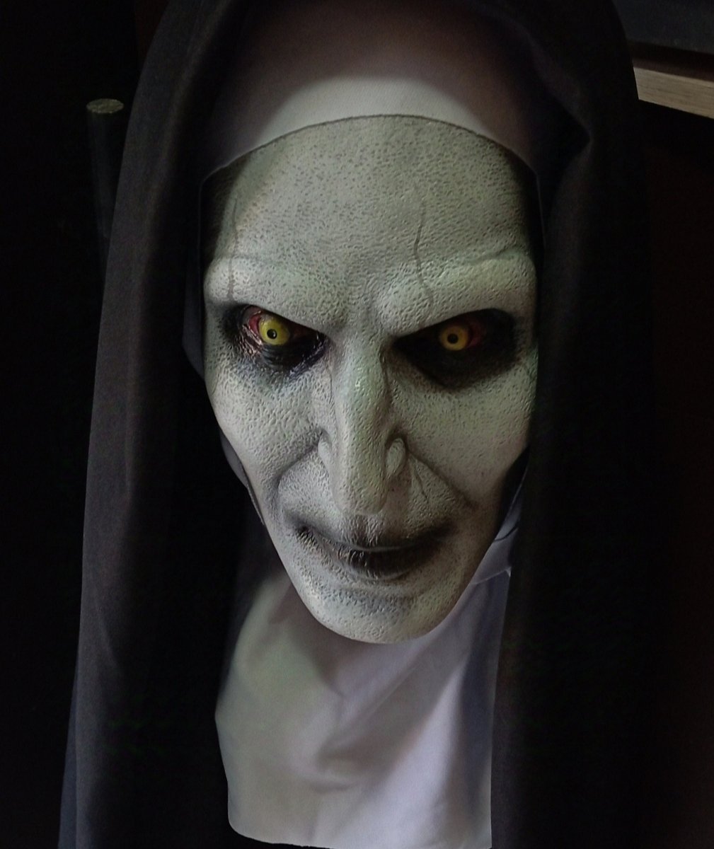 Valak Nun V1 Latex Mask | fxcastudios