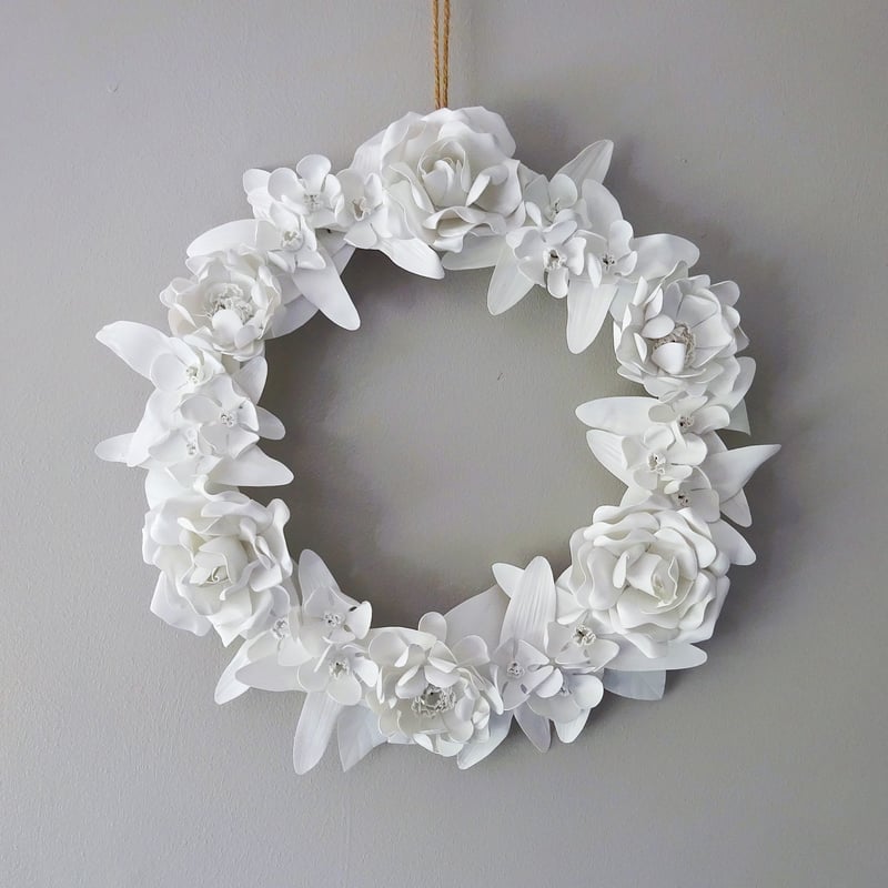 Sculpted Flower Wreath | PaulaHorsleyArt