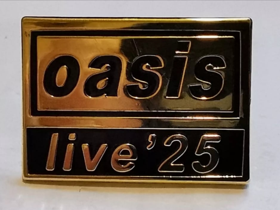 Oasis live 25 enamel badge | CELTIC BADGES ☘️