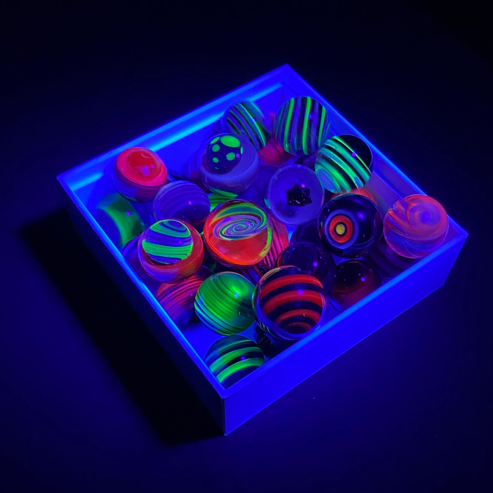 2025 Gold Amethyst Mystery Proton drop / universe marbles