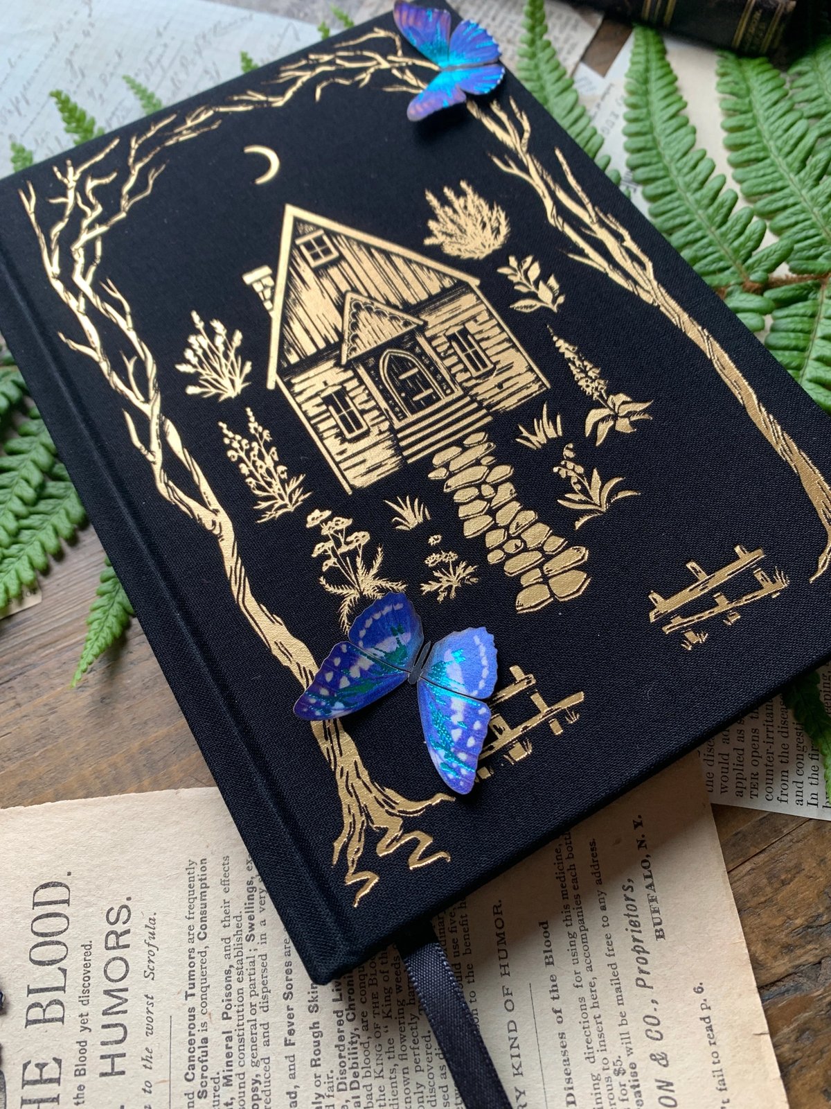 The Grimoire Notebook by Creeping Moon (B6, Lined, Gold Foil, 120gsm ...