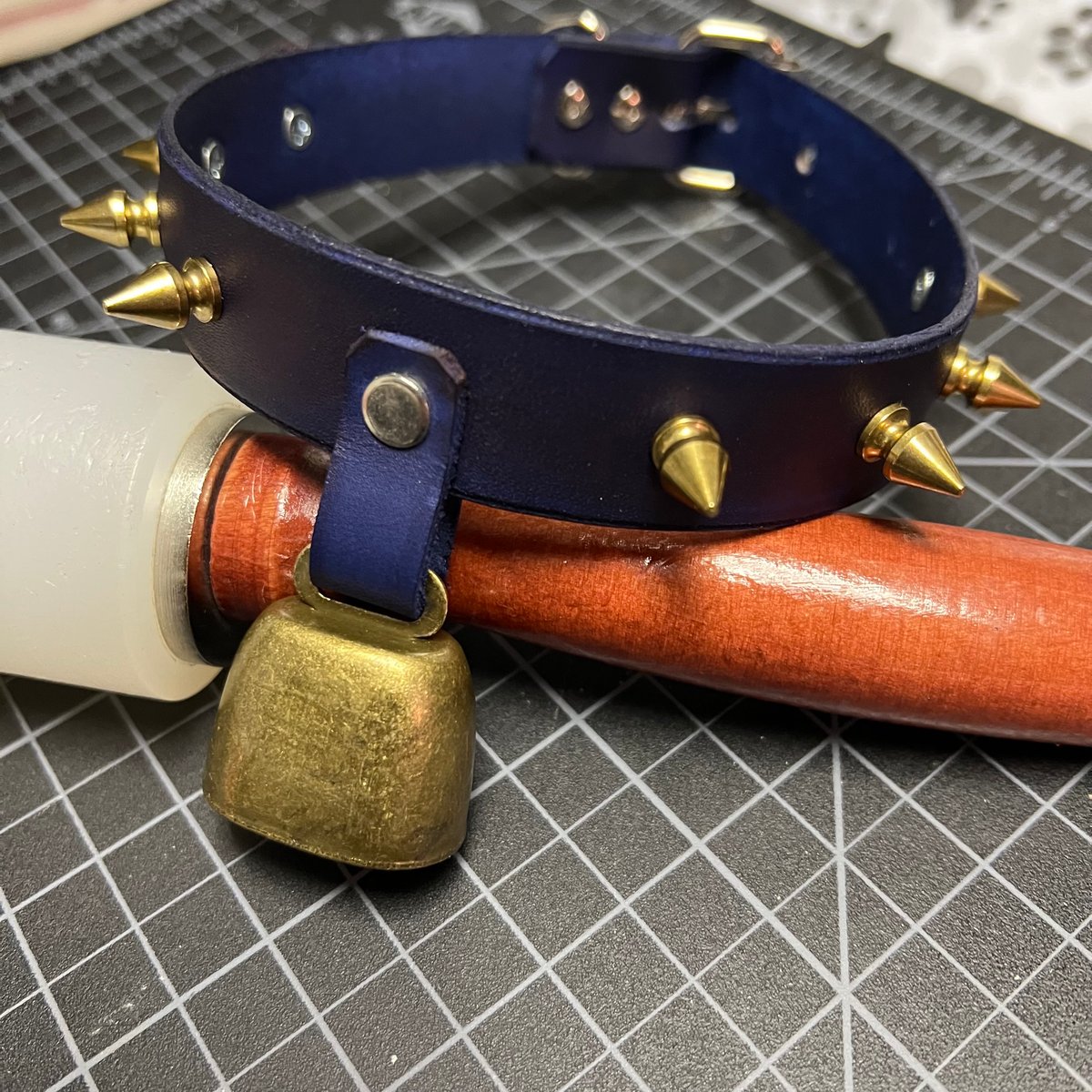 Spiked Cowbell Collar | Leatherqueer Co
