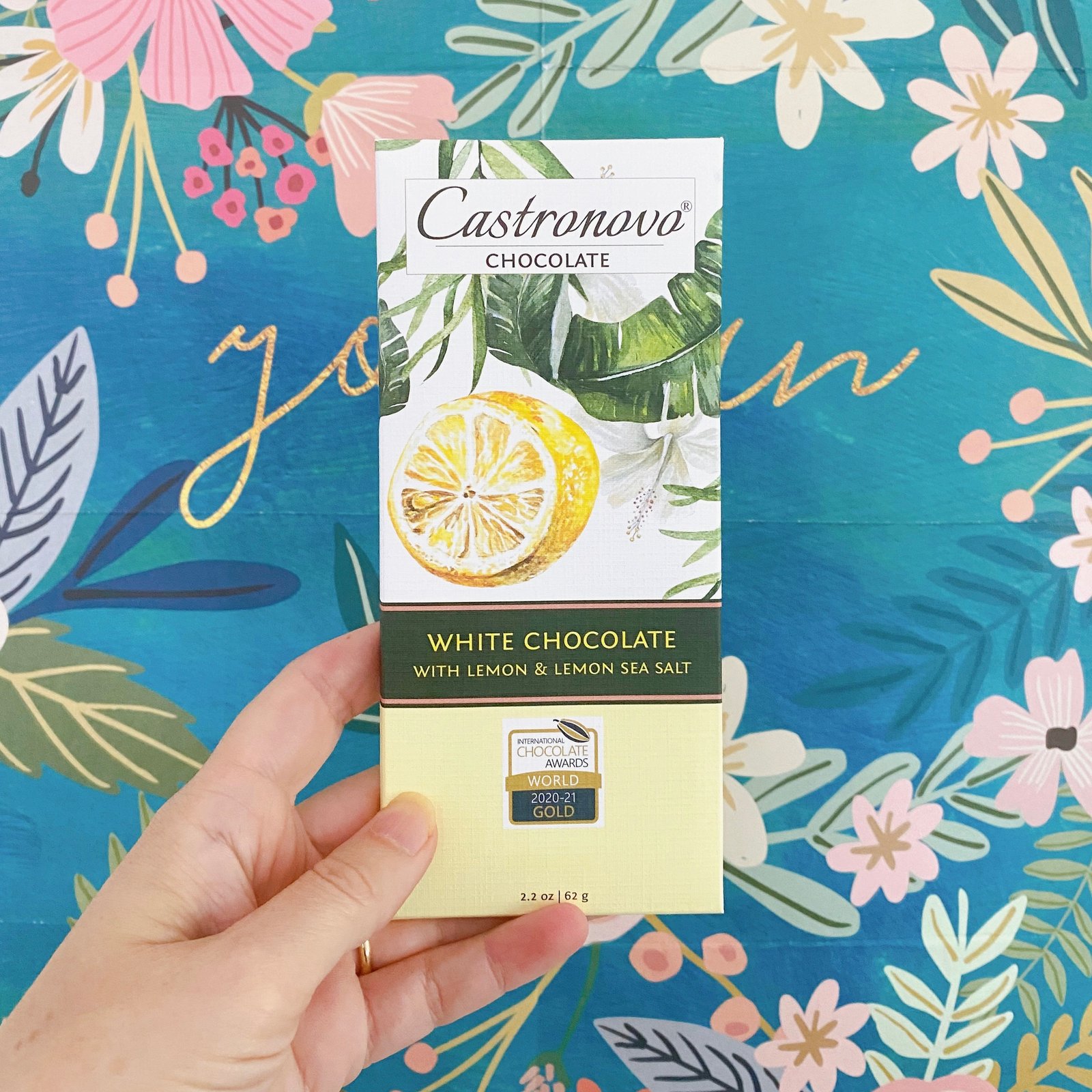 Castronovo Chocolate White Chocolate with Lemon & Lemon Sea Salt / 37 ...