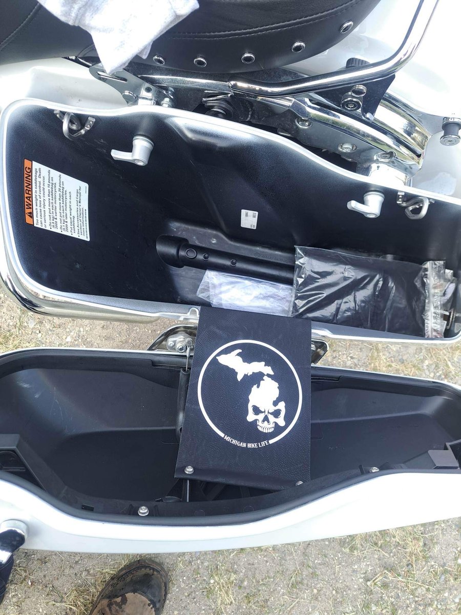 HD Saddlebag Lid Tether Set | Michigan Bike Life