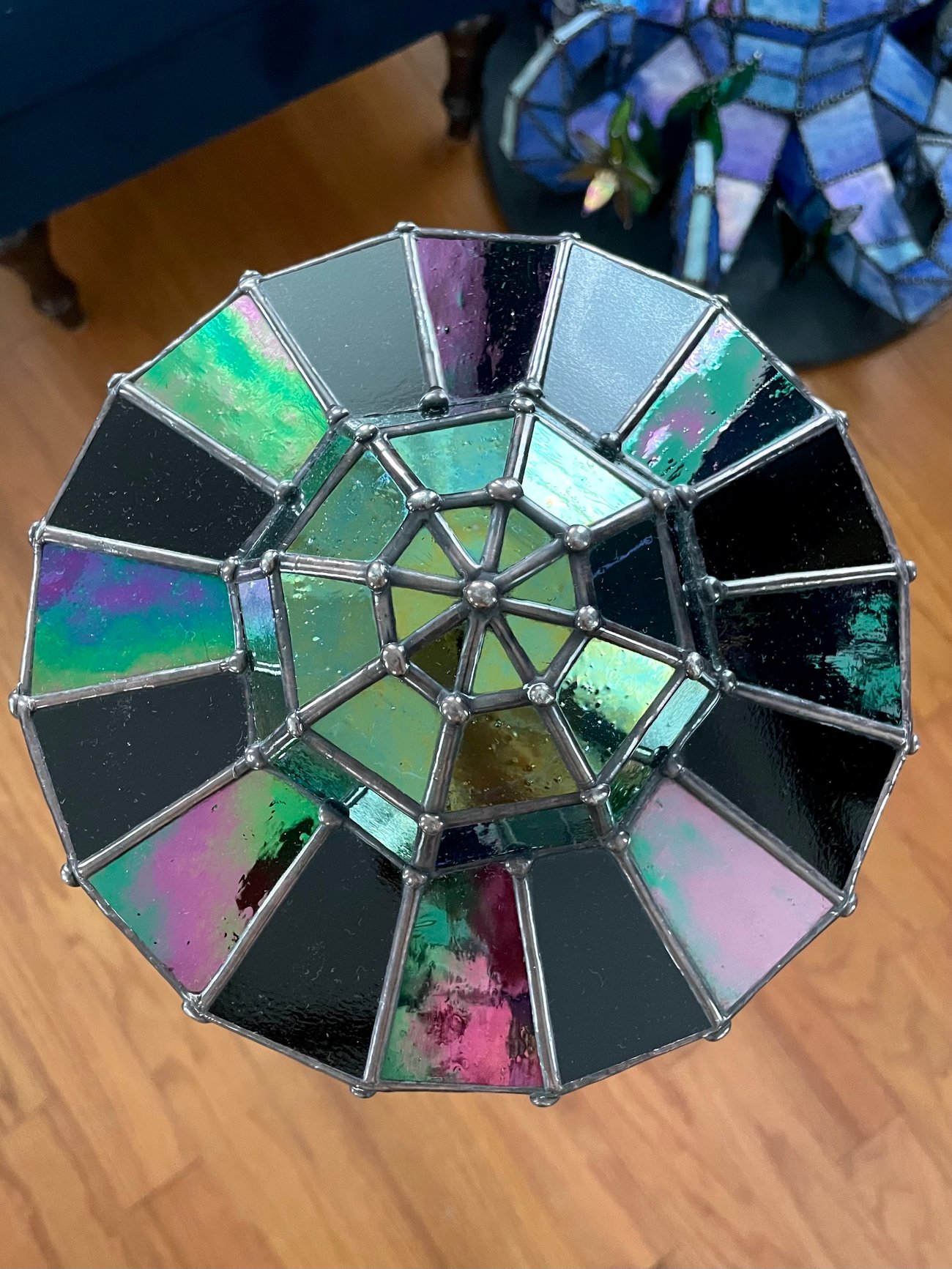 3D UFO | Colorshow Glassworks