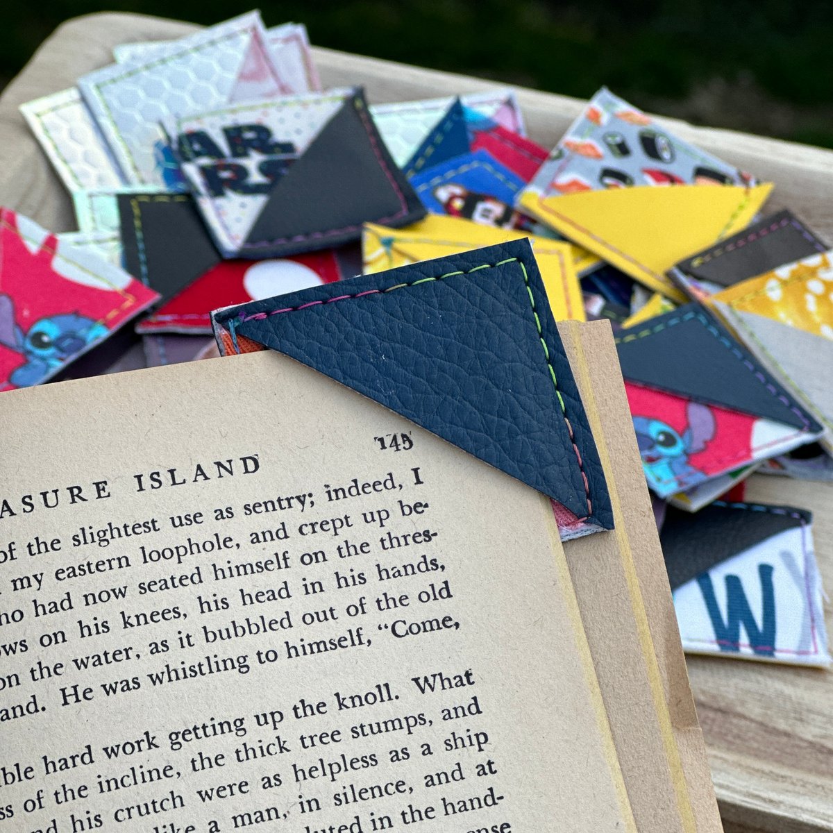 Corner Bookmark | Sew Lilly