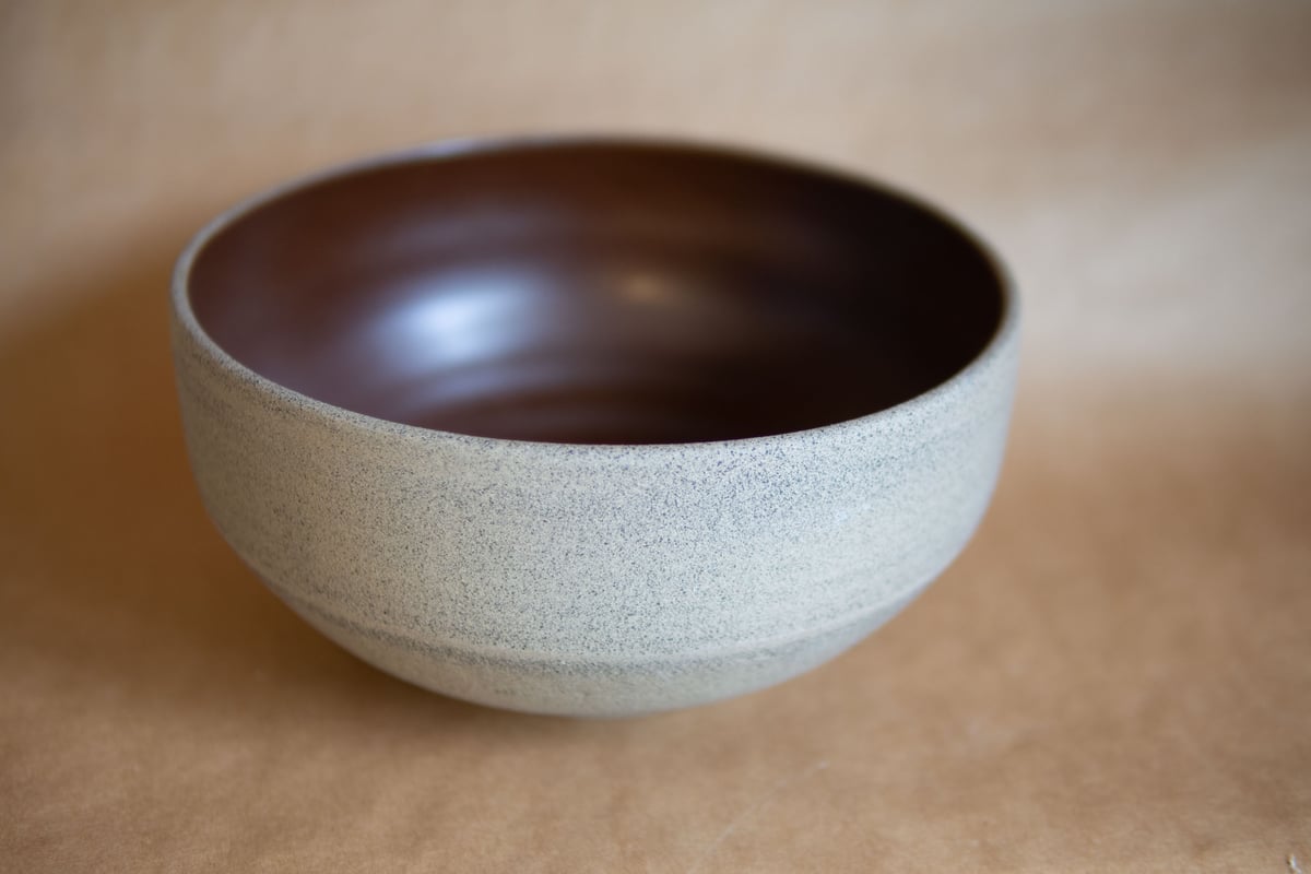 Sharing bowl - hōrua | Thea Ceramics
