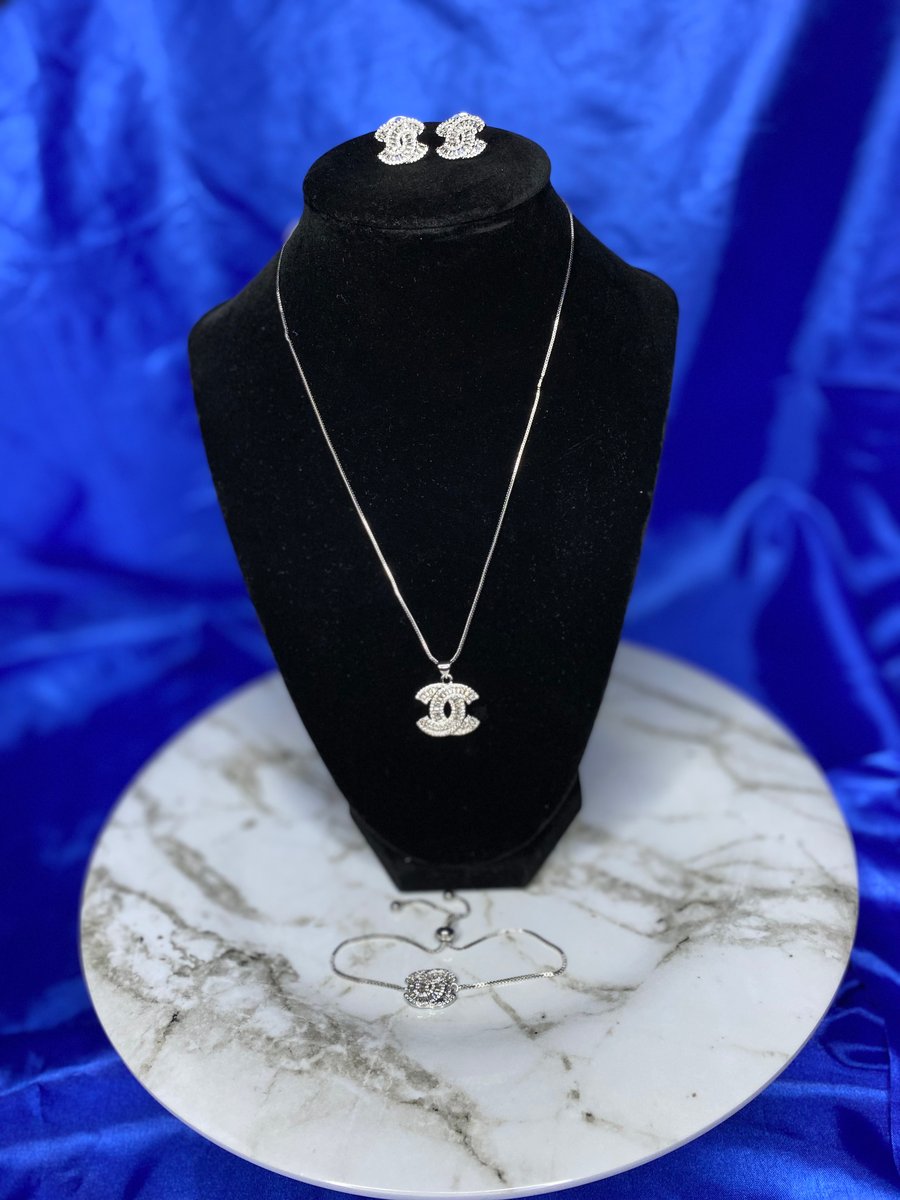 “Double CC Set” | Lola's Beauty Collection