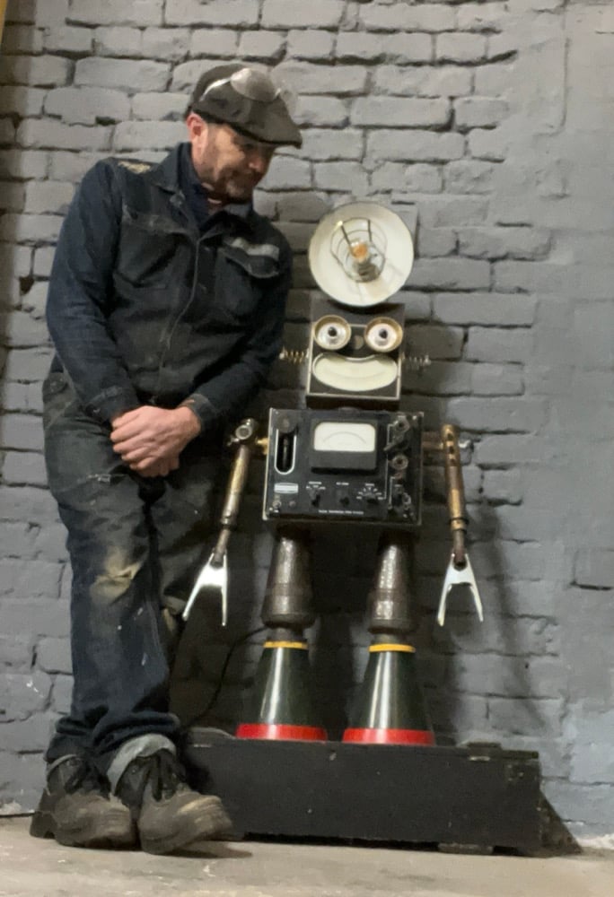 Gaz the Grinner | Gizmobots