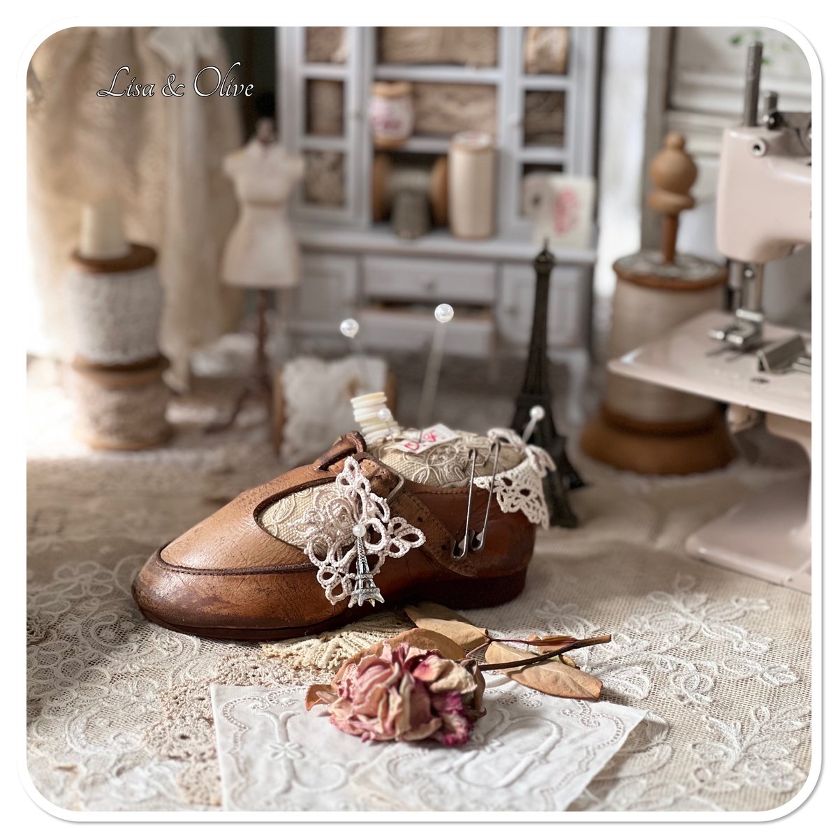 Handmade shoe pin cushion | Lisaandolive