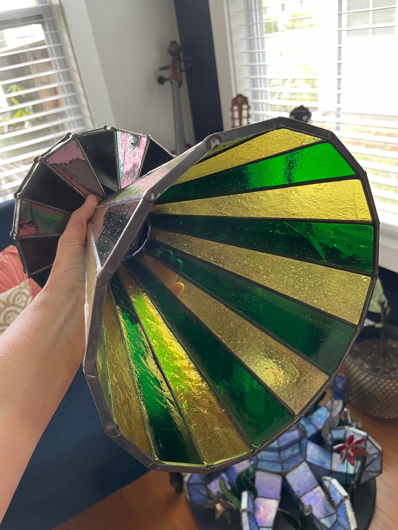 3D UFO | Colorshow Glassworks
