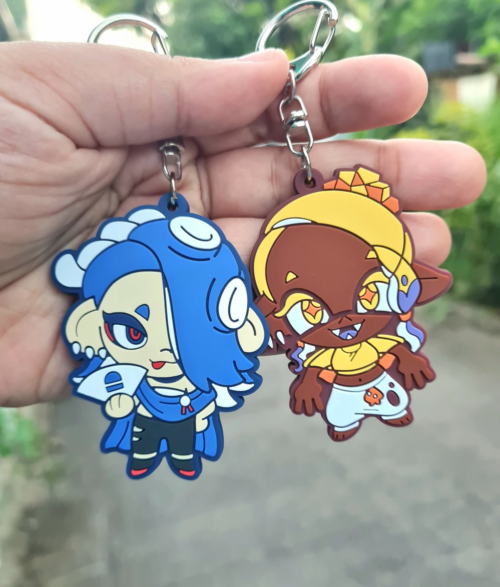Shiver and Frye Rubber Keychains | Arumikat