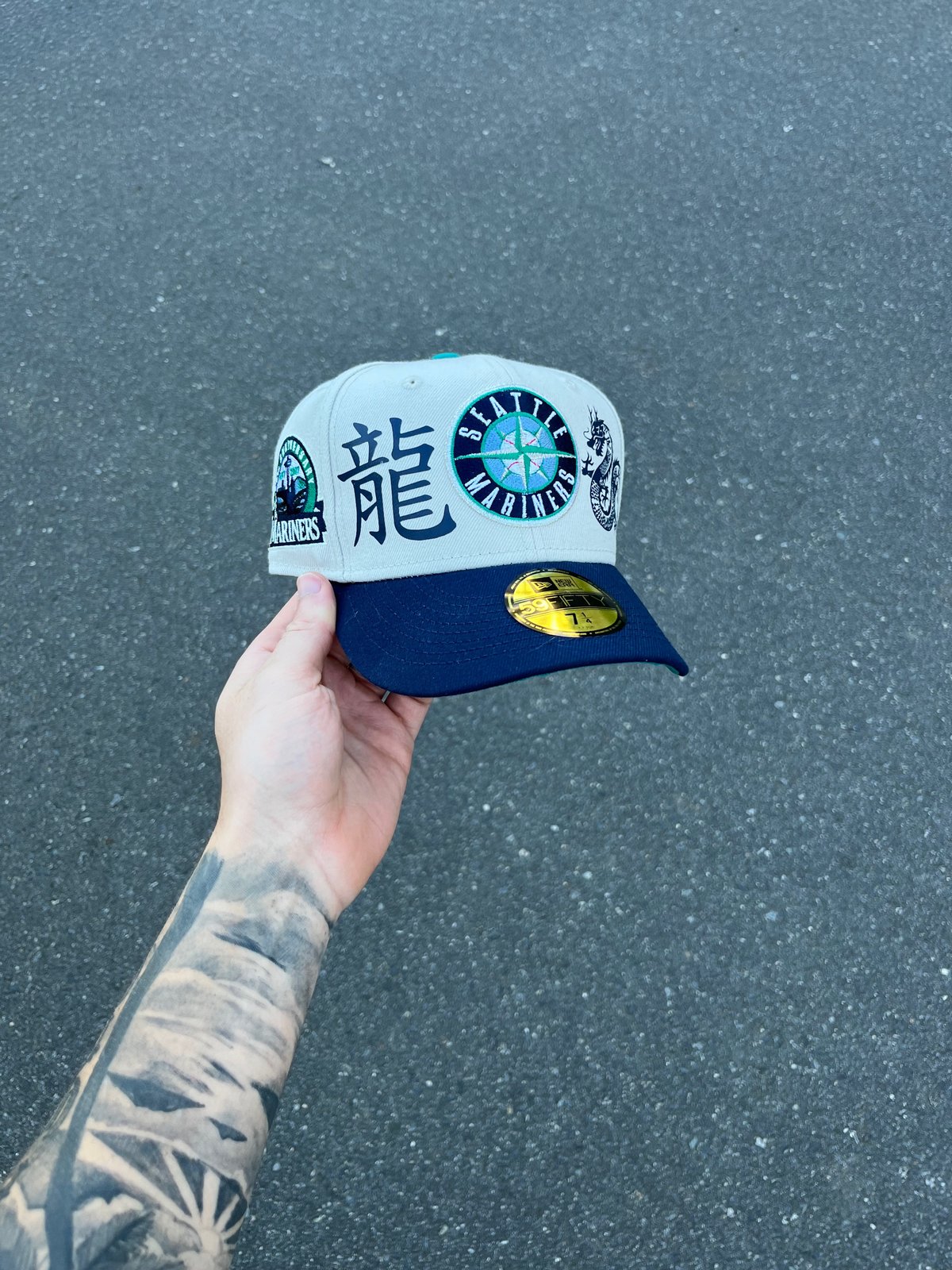 AQUA BRIM TRI TONE SEATTLE MARINERS CUSTOM FITTED CAP | WORLDWIDE RANK LLC
