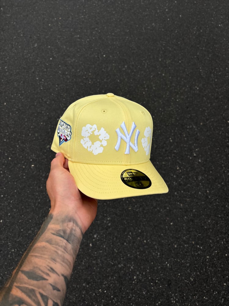 BABY YELLOW NEW YORK YANKEES CUSTOM FITTED CAP | WORLDWIDE RANK LLC