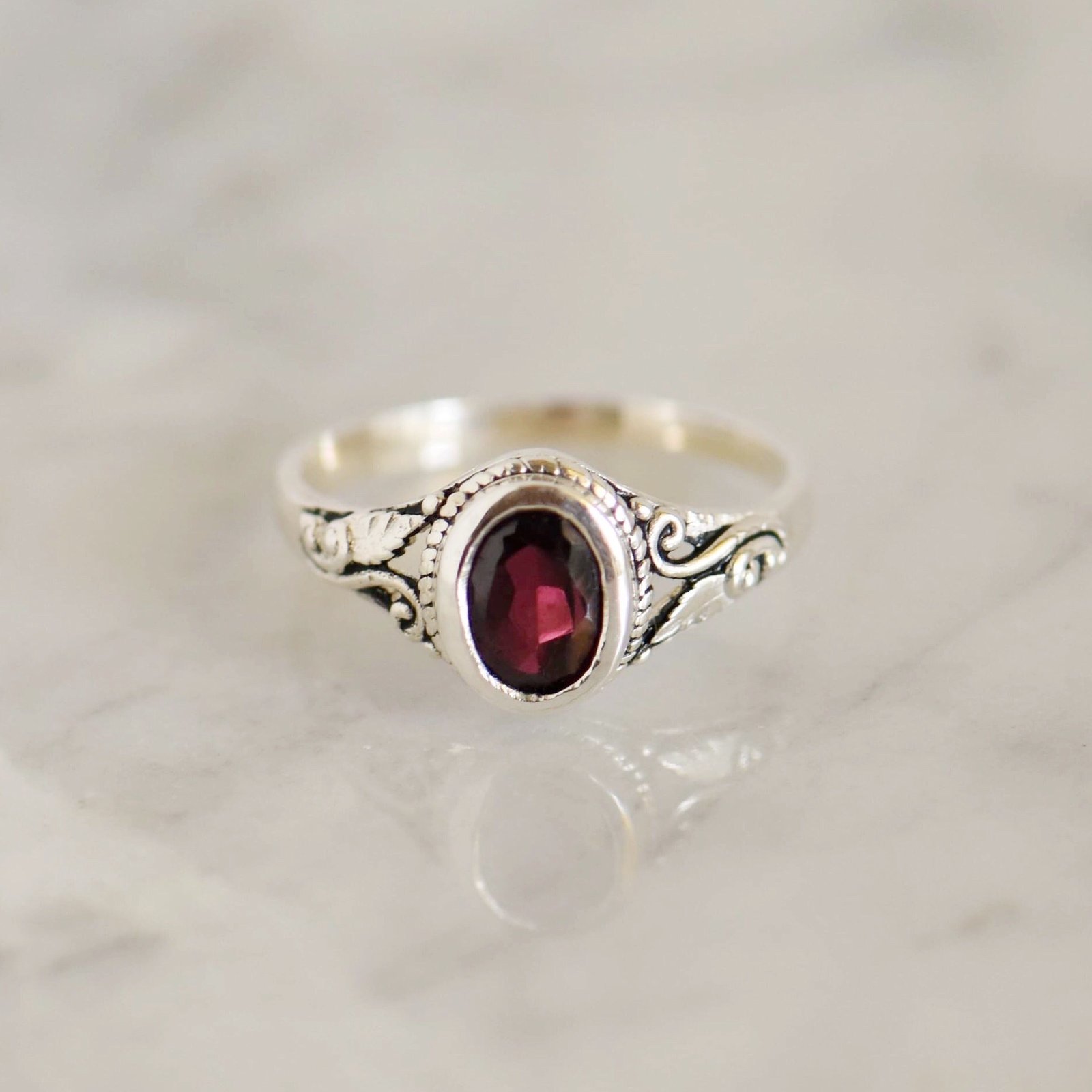 Red Garnet oval cut vintage style silver ring | The Dead Bird Jewelry