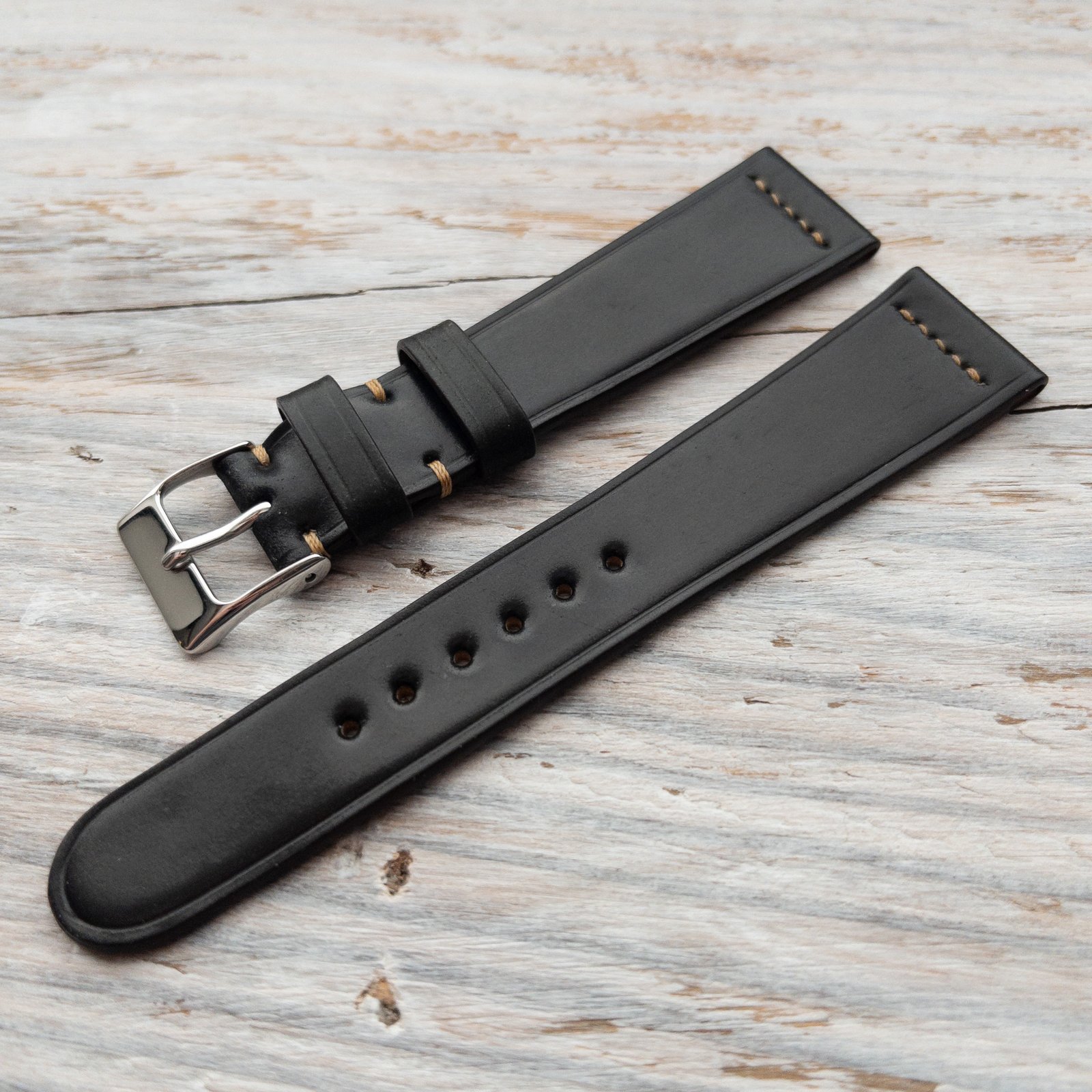 Horween Shell Cordovan Strap / 40's Style - Black | Watchstrapheaven