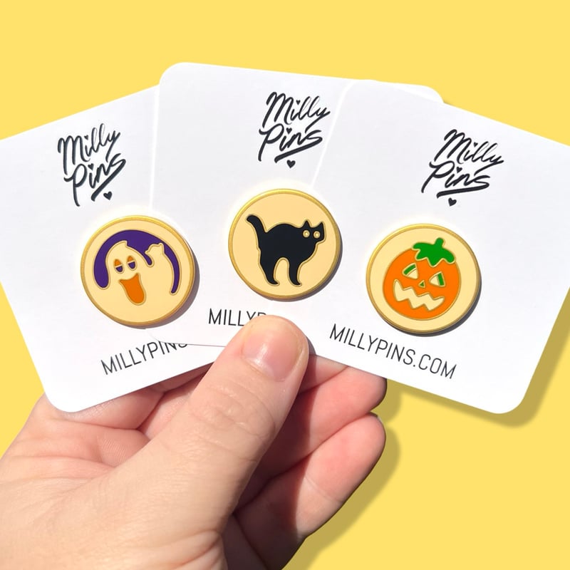 "Stay Spooky" Halloween Enamel Pin (Glows In The Dark) | Millypins