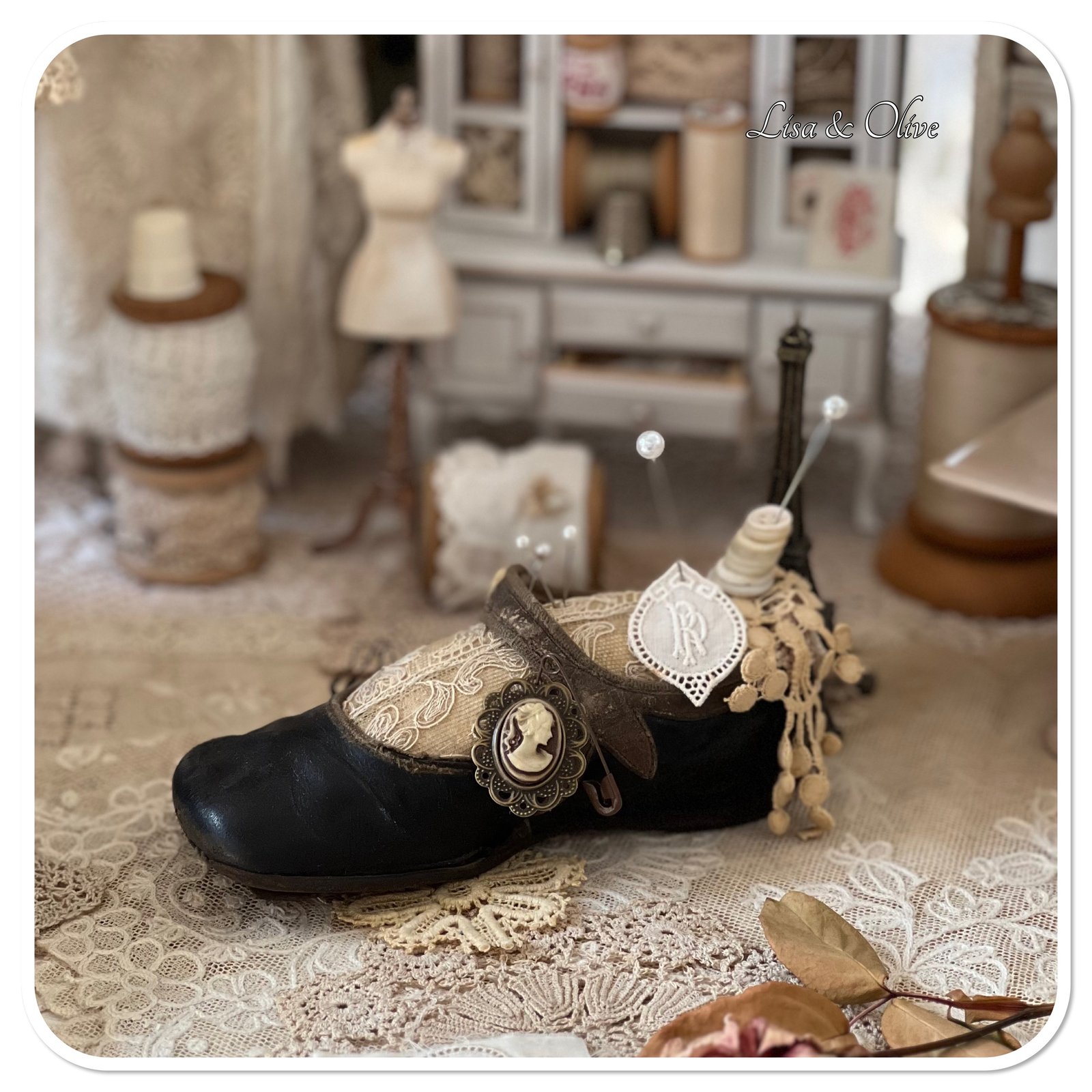 Handmade Vintage black mary Jane shoe Pin Cushion | Lisaandolive