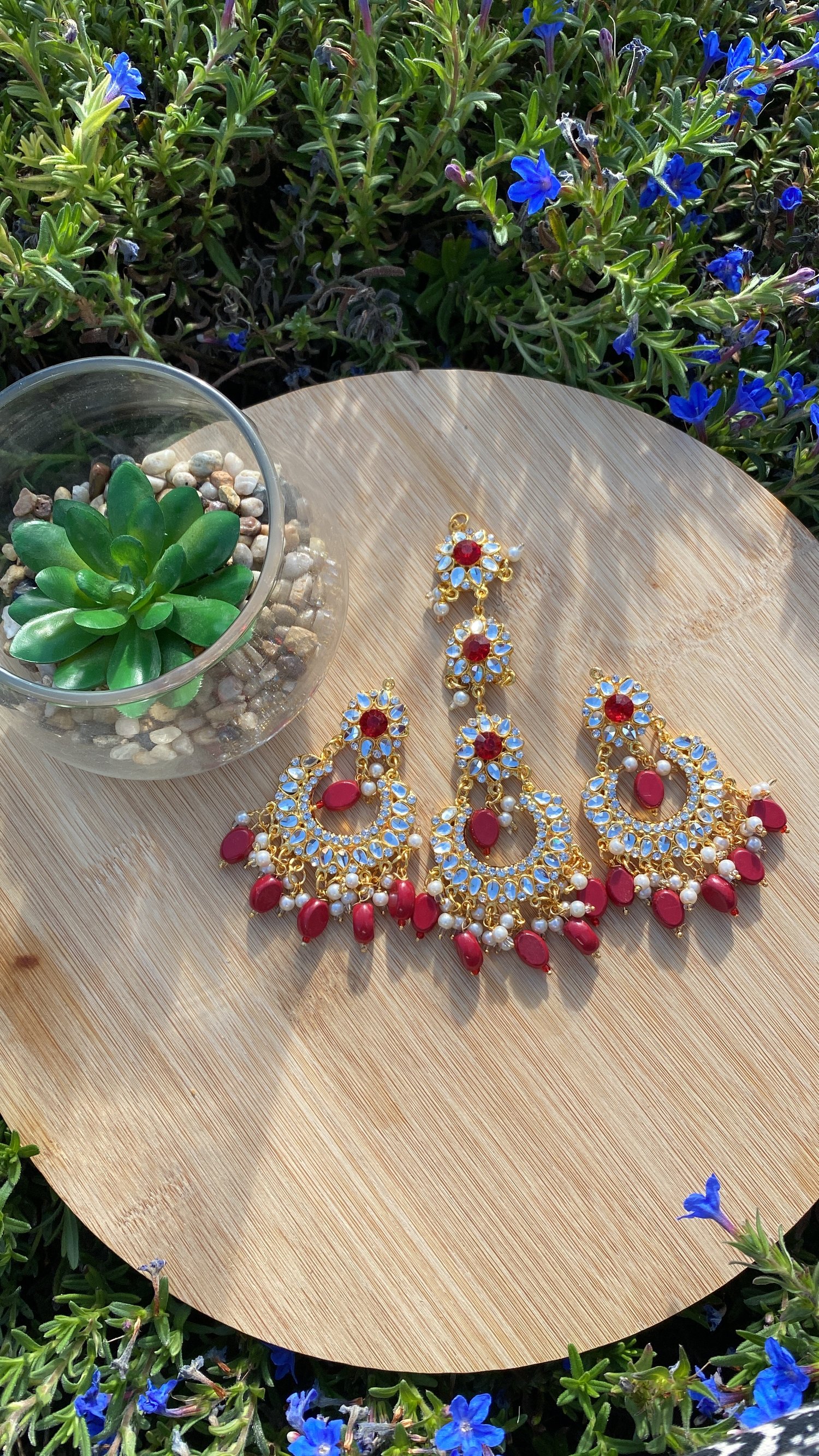 Red tikka set | Kurtie Collections