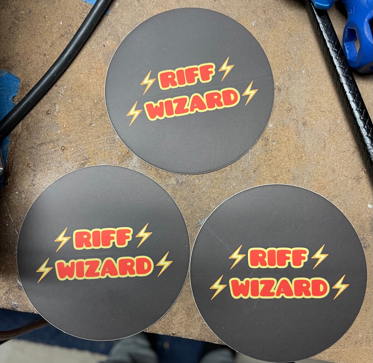 RIFF WIZARD STICKER | AMPTURCO GUITAR WERKS