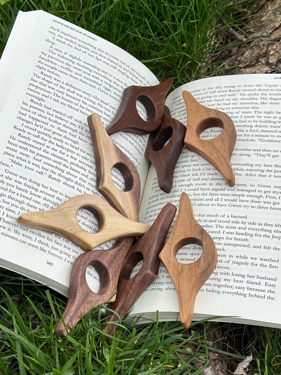 Hardwood Book Ring // Thumb Ring // Page Spreader | M&T Woodworks