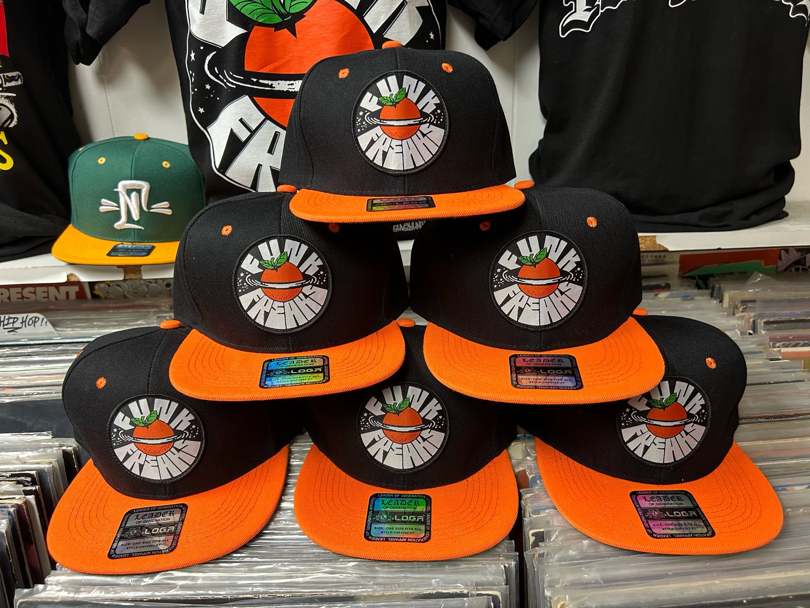 FUNK PLANET BLACK ORANGE | FUNKFREAKS