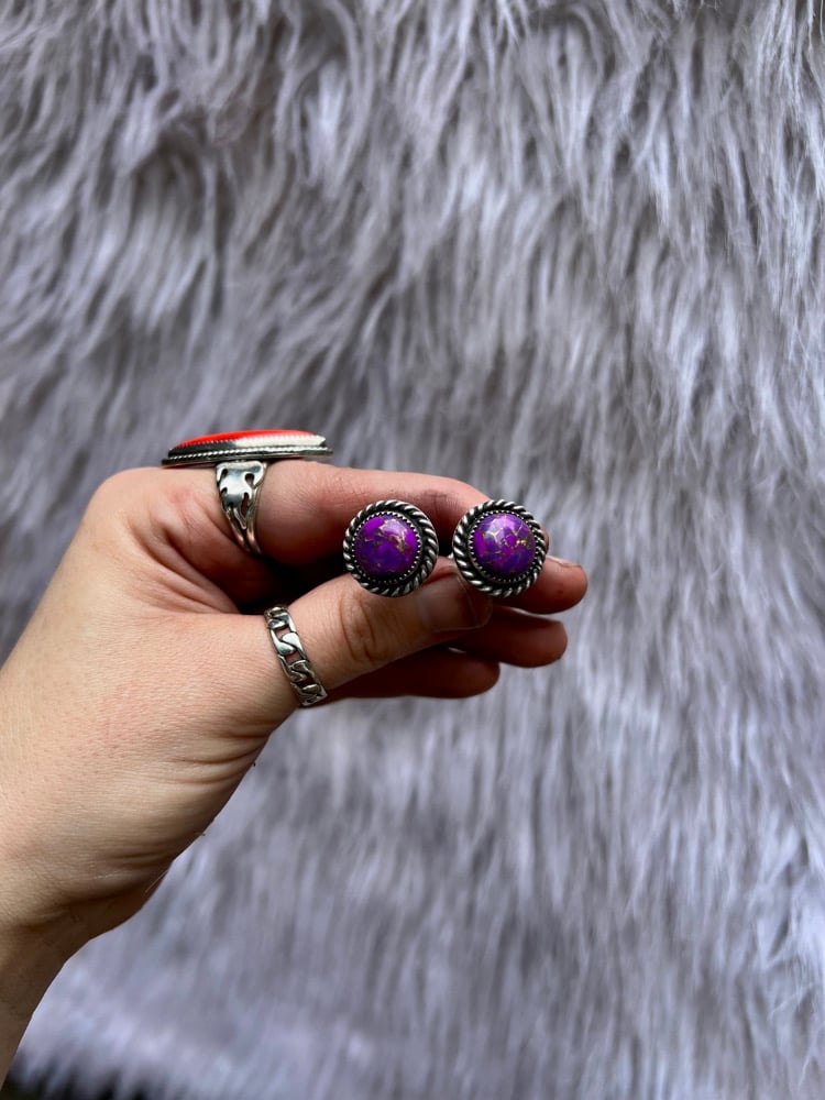 Bad Companion Silver — The Purple Mojave Bolts