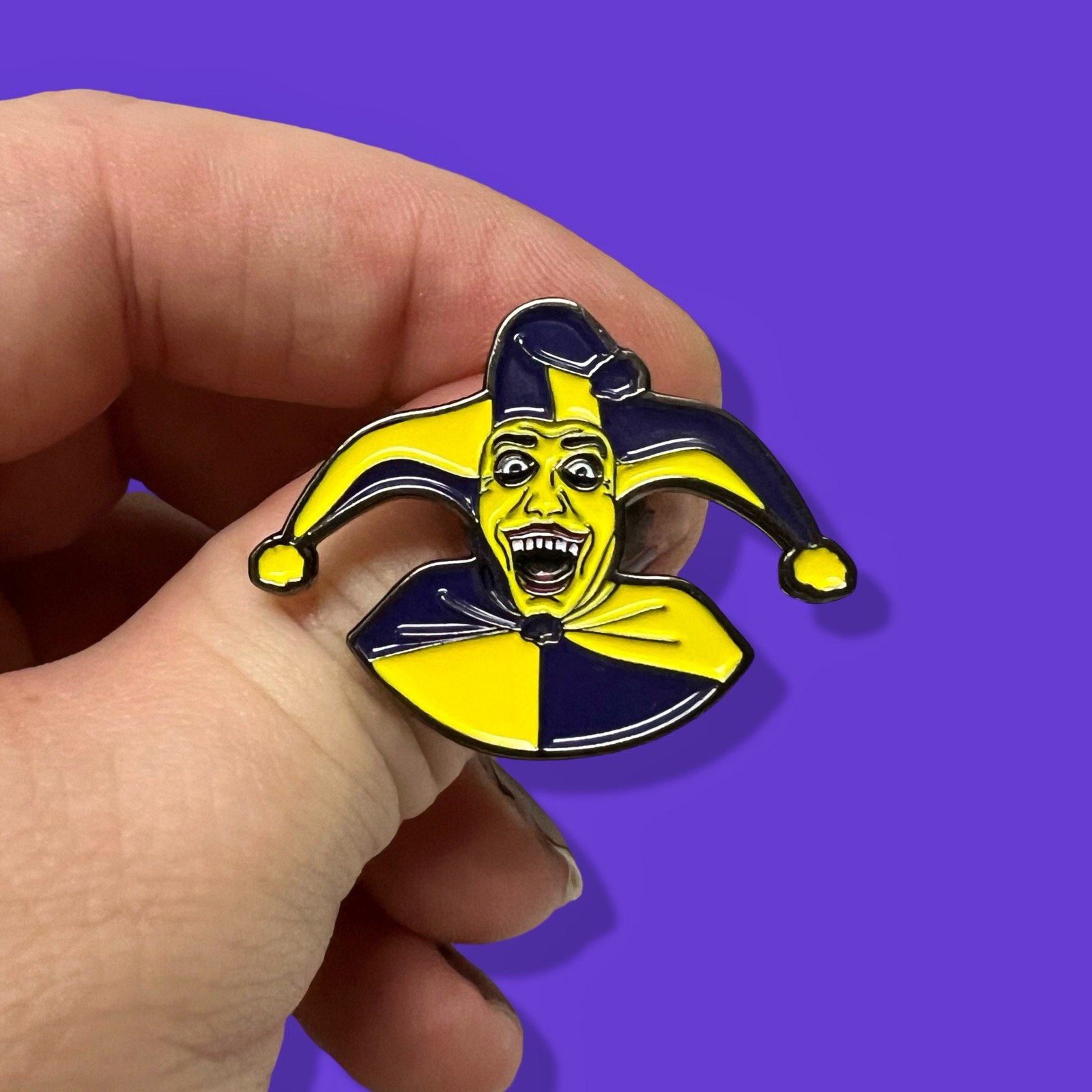 MINI 1” Ghastly Grinner “Are You Afraid Of The Dark” Enamel Pin | Millypins