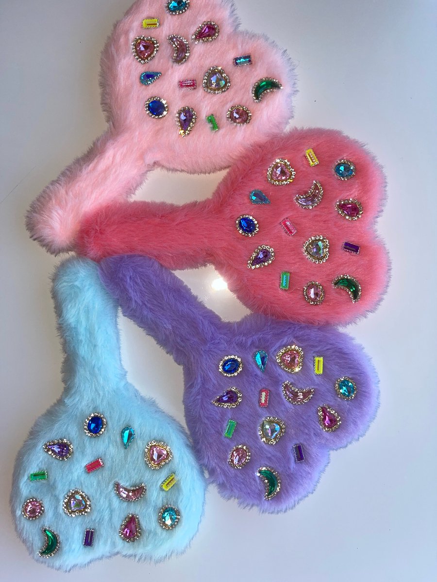 Fuzzy Mirrors | The Lash Empire