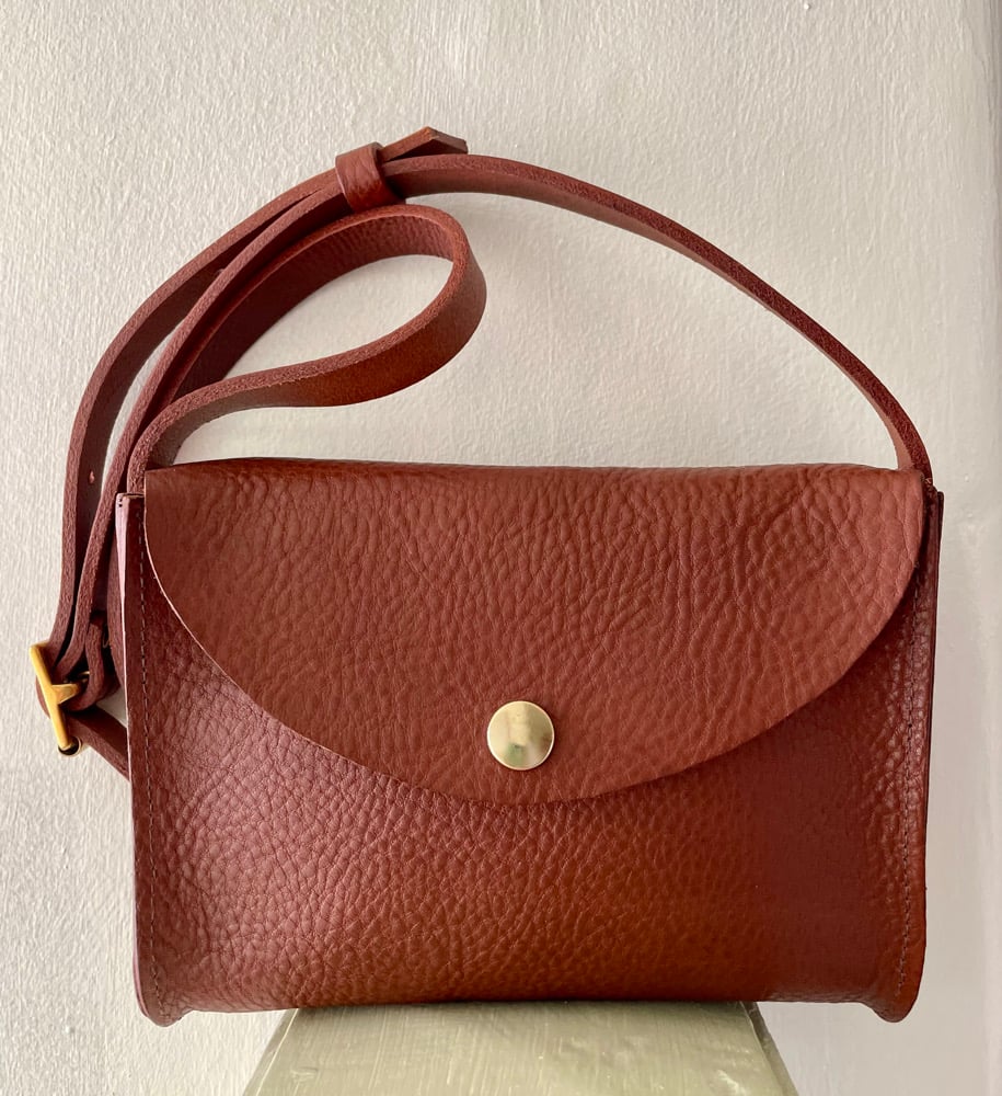 Tan mini popper satchel | Als