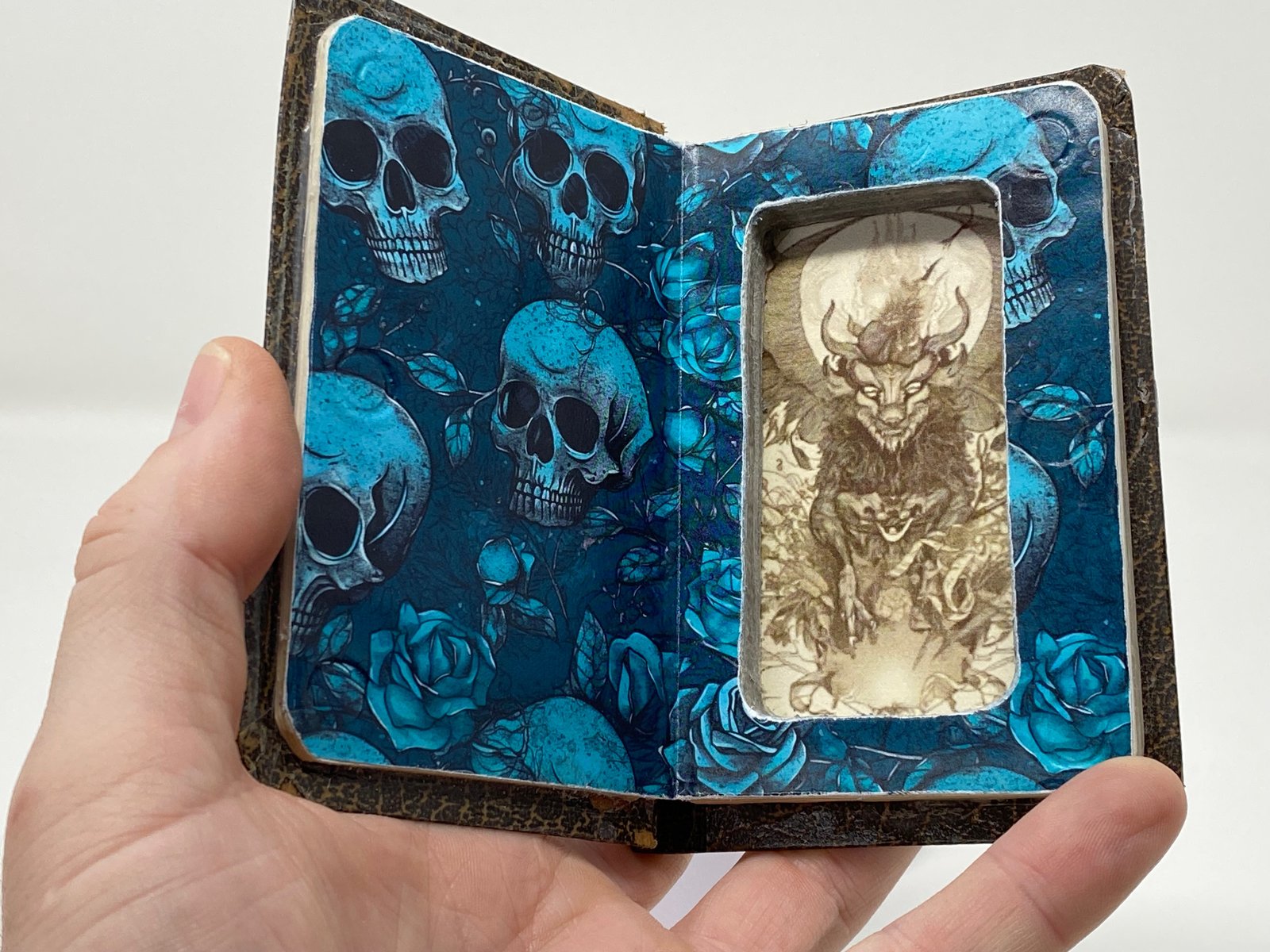 Pocket Bible Joint Case (greg the demon) | Left Fist