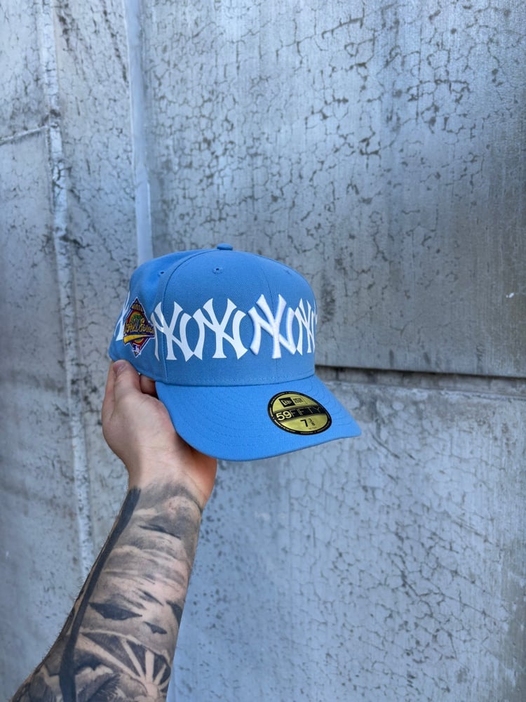 SKY BLUE INFINITE NEW YORK YANKEES CUSTOM FITTED CAP | WORLDWIDE RANK LLC