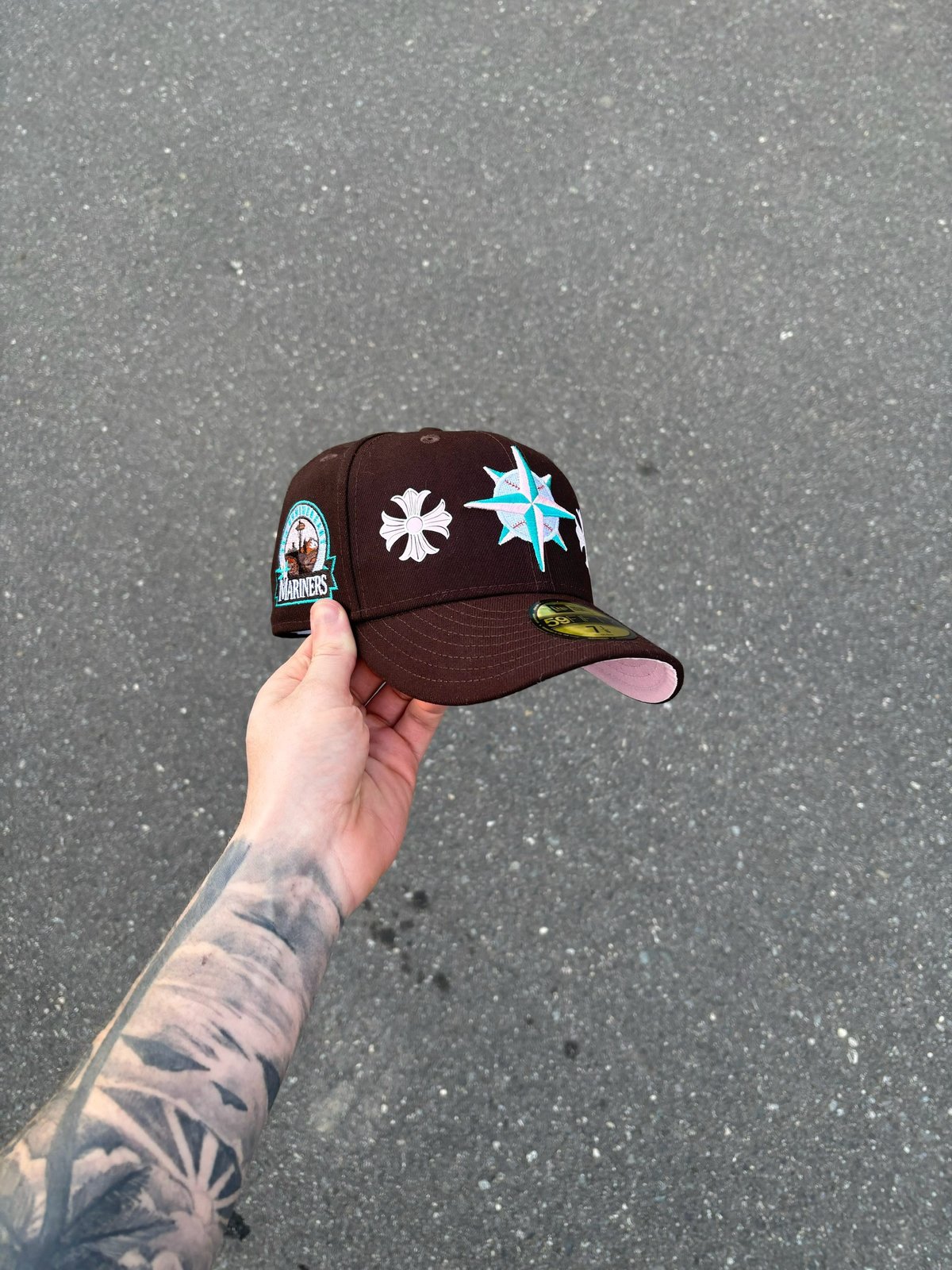 PINK BRIM BROWN SEATTLE MARINERS CUSTOM FITTED CAP | WORLDWIDE RANK LLC