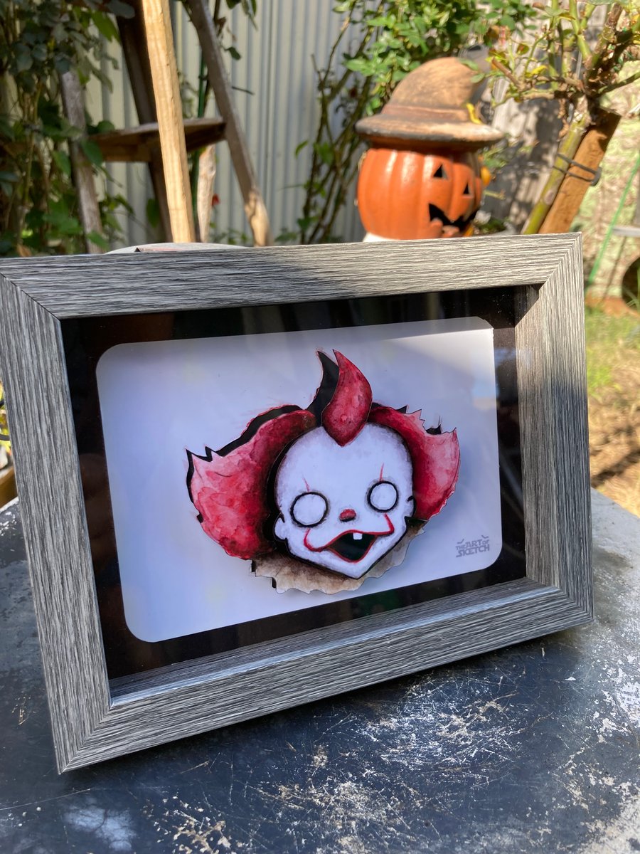 “Pennywise” shadow box | The art of Sketch