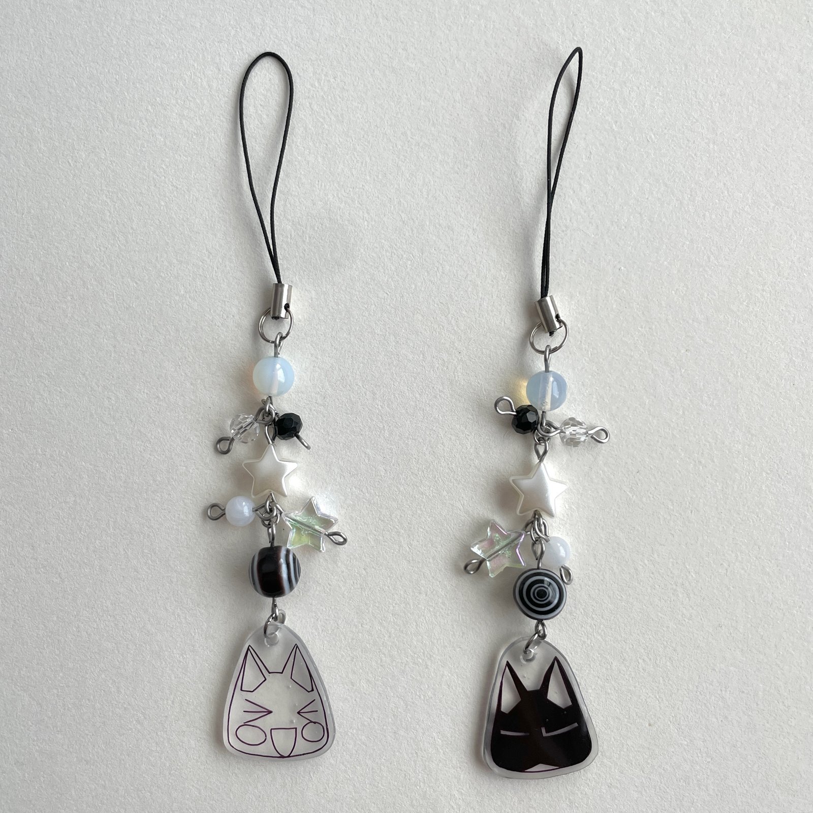 toro x kuro matching phone charm set | Jeshikos