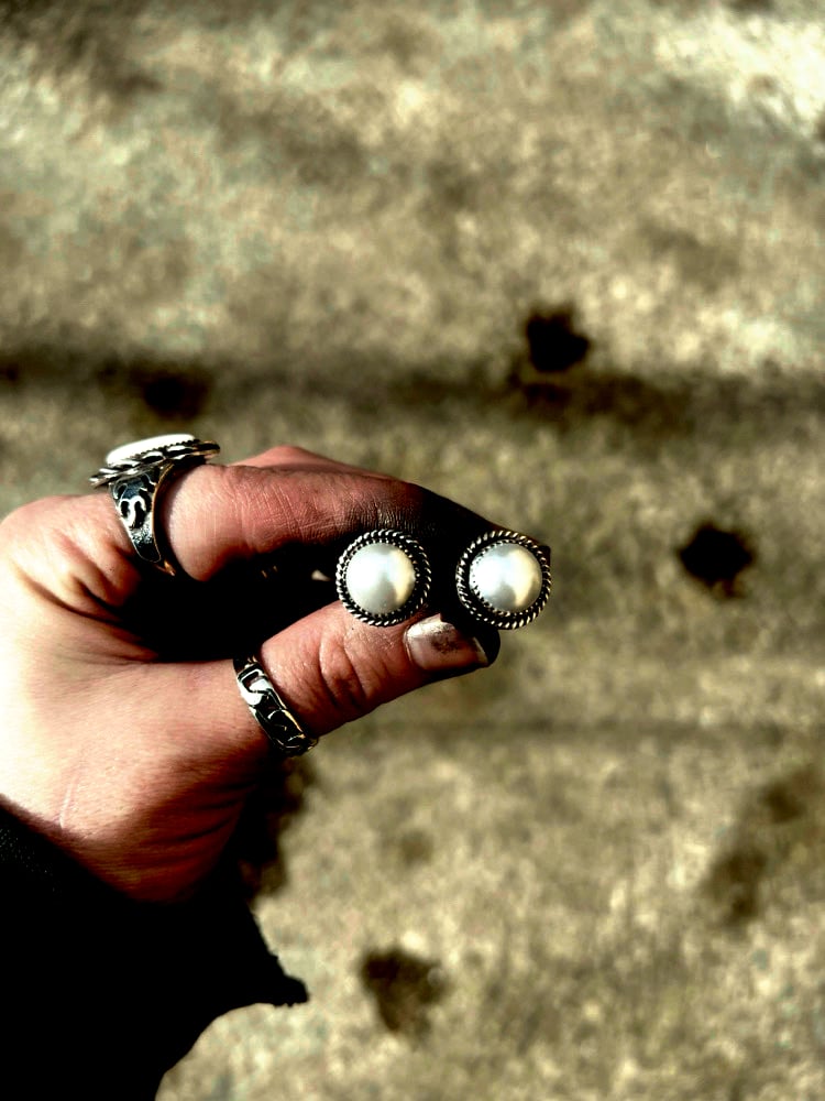 Bad Companion Silver — Pearl White Bolts