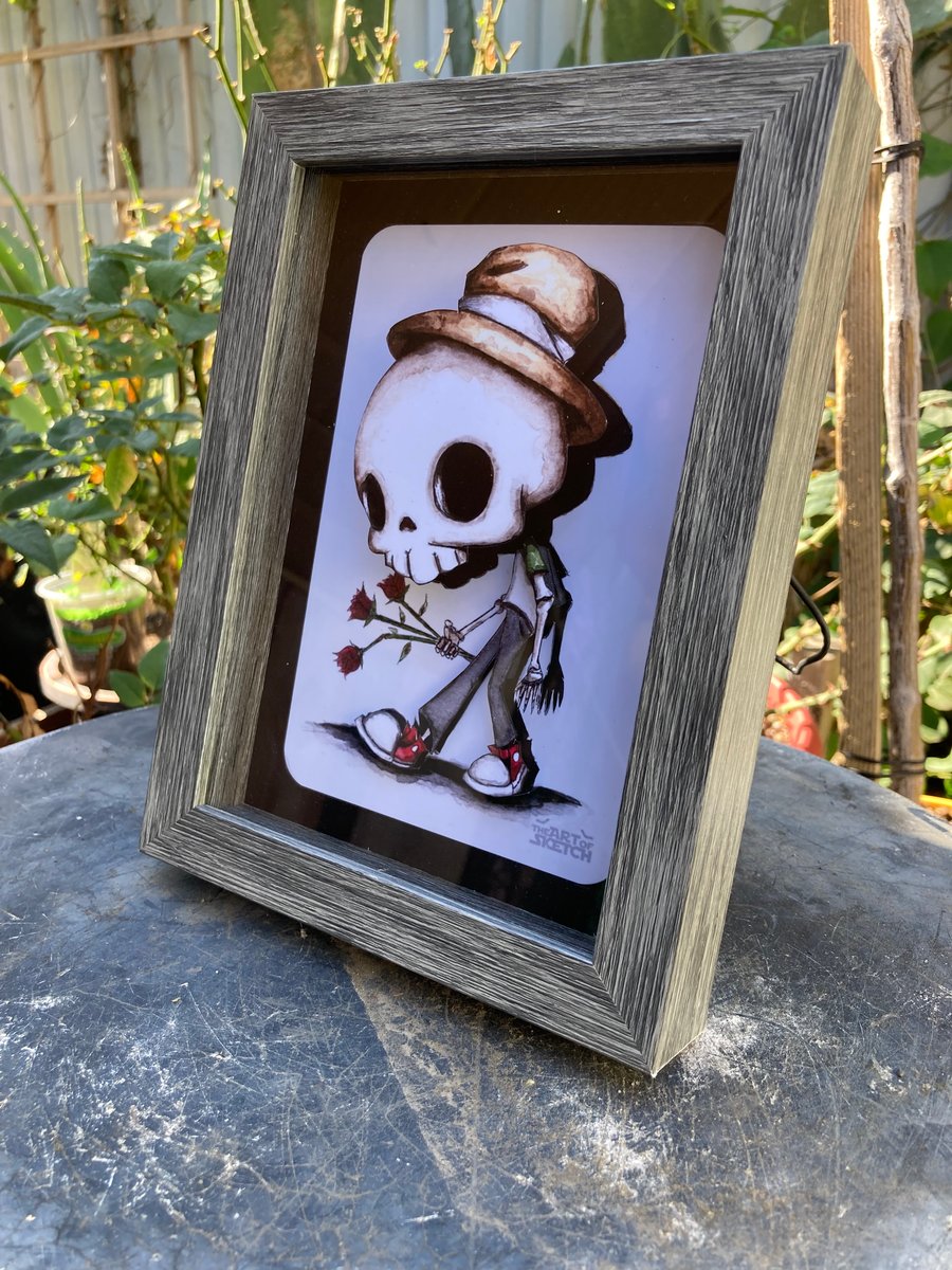 "Dead Roses" Shadow Box | The art of Sketch