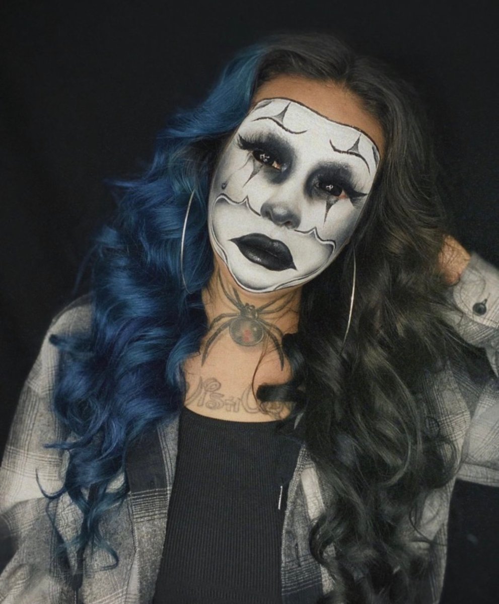 Black Scelera Lens | Pretty Fabulouz