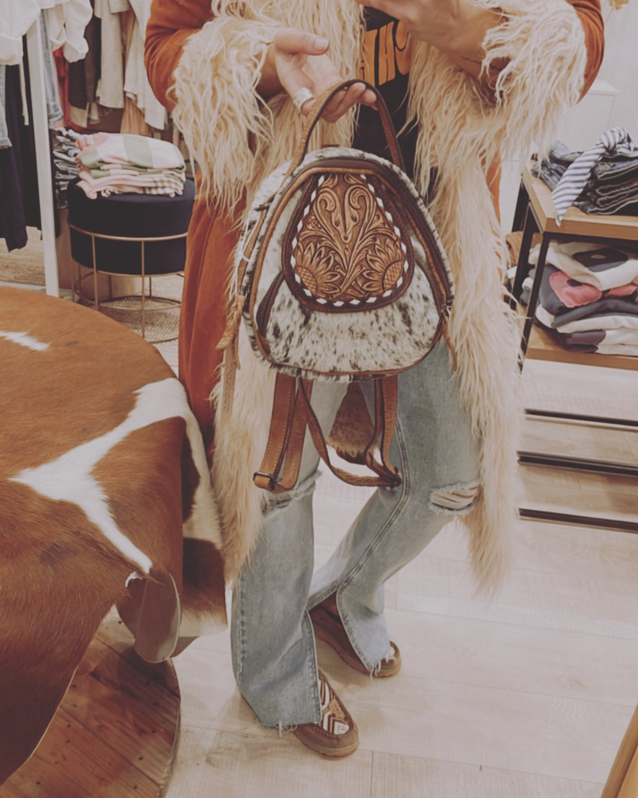 DESERT STAMPEDE CO. & PEARLE BOUTIQUE — Western Leather Backpack _ Elio