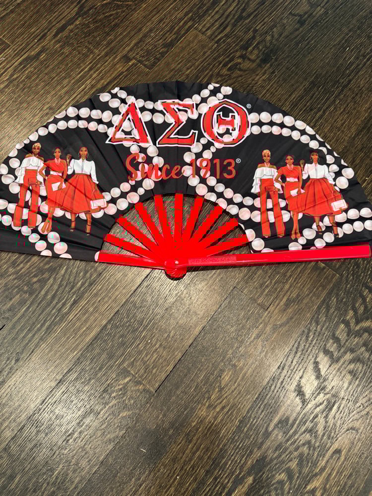 PRE- ORDER DST BLACK CLACKING FAN | Sorority Girl